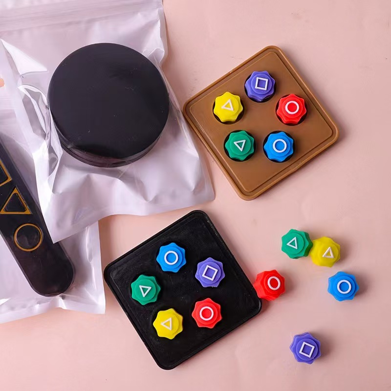 Stone-catching game Children throw stones and throw stones. Multi ...