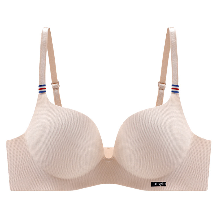 Seamless Push-Up Bra for Small Chest - Wireless Comfort & Lift | UK ...