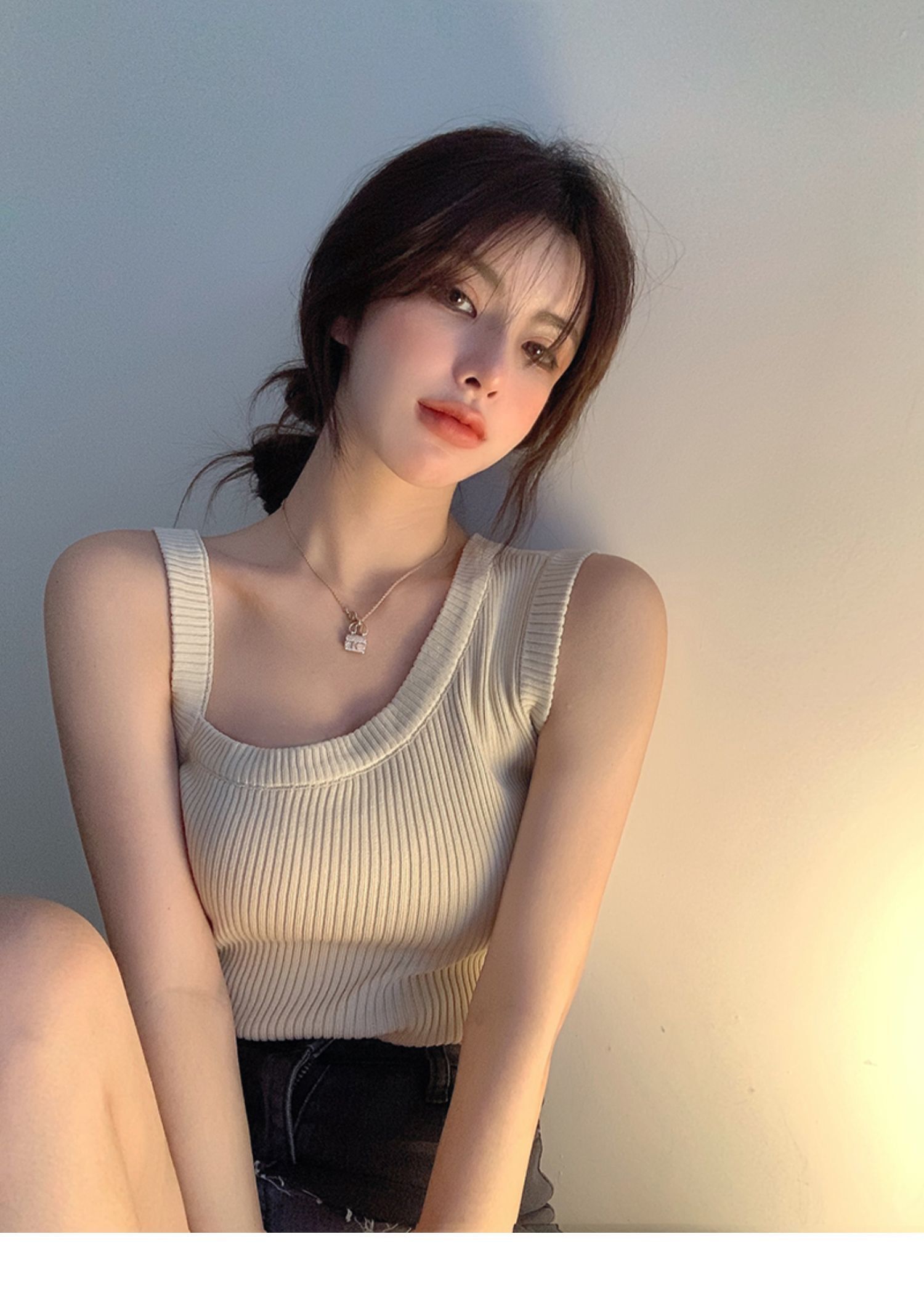 Knit Cotton Girl Female Fashion Sleeveless Singlets Round O Neck Blackless Singlet Comfortable ...