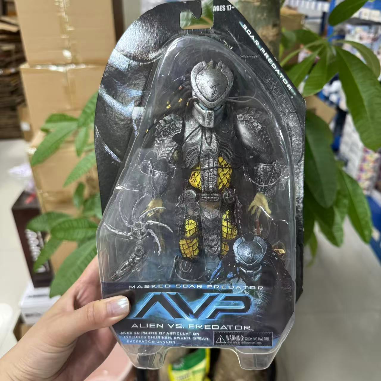 NECA Alien Vs. Predator Masked Scar Predator Pvc Figure | Shopee Malaysia