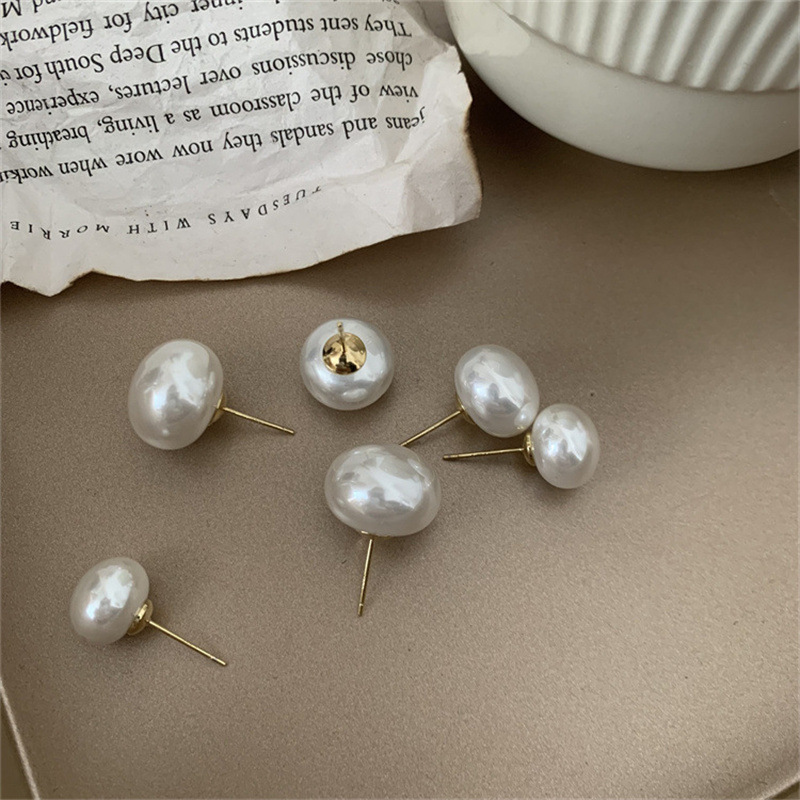 French high-gloss steamed bun flat round pearl stud earrings vintage ...