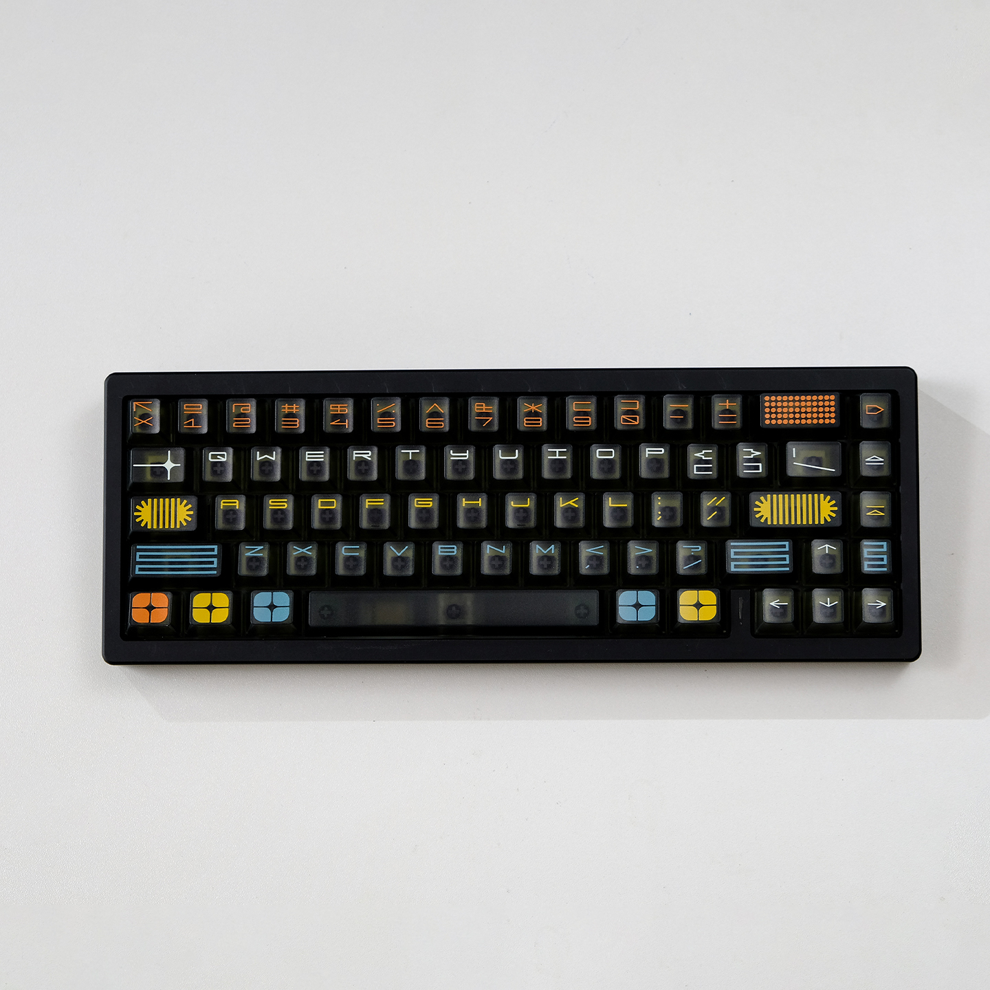 Aifei Exposition Keycap Black Big font Comic foggy transparent keycap ...