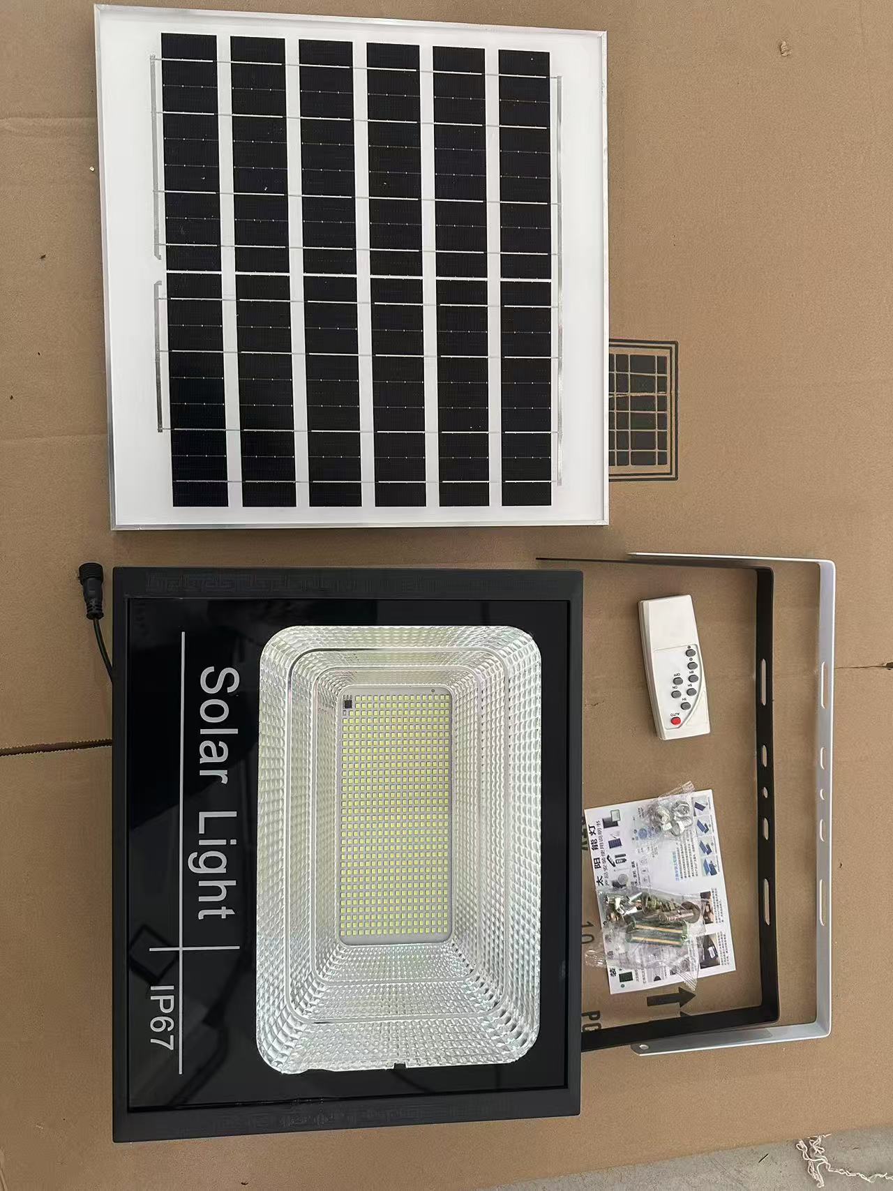 BOSCA Solar Flood Light - 200W IP67 Waterproof with Remote Control and ...