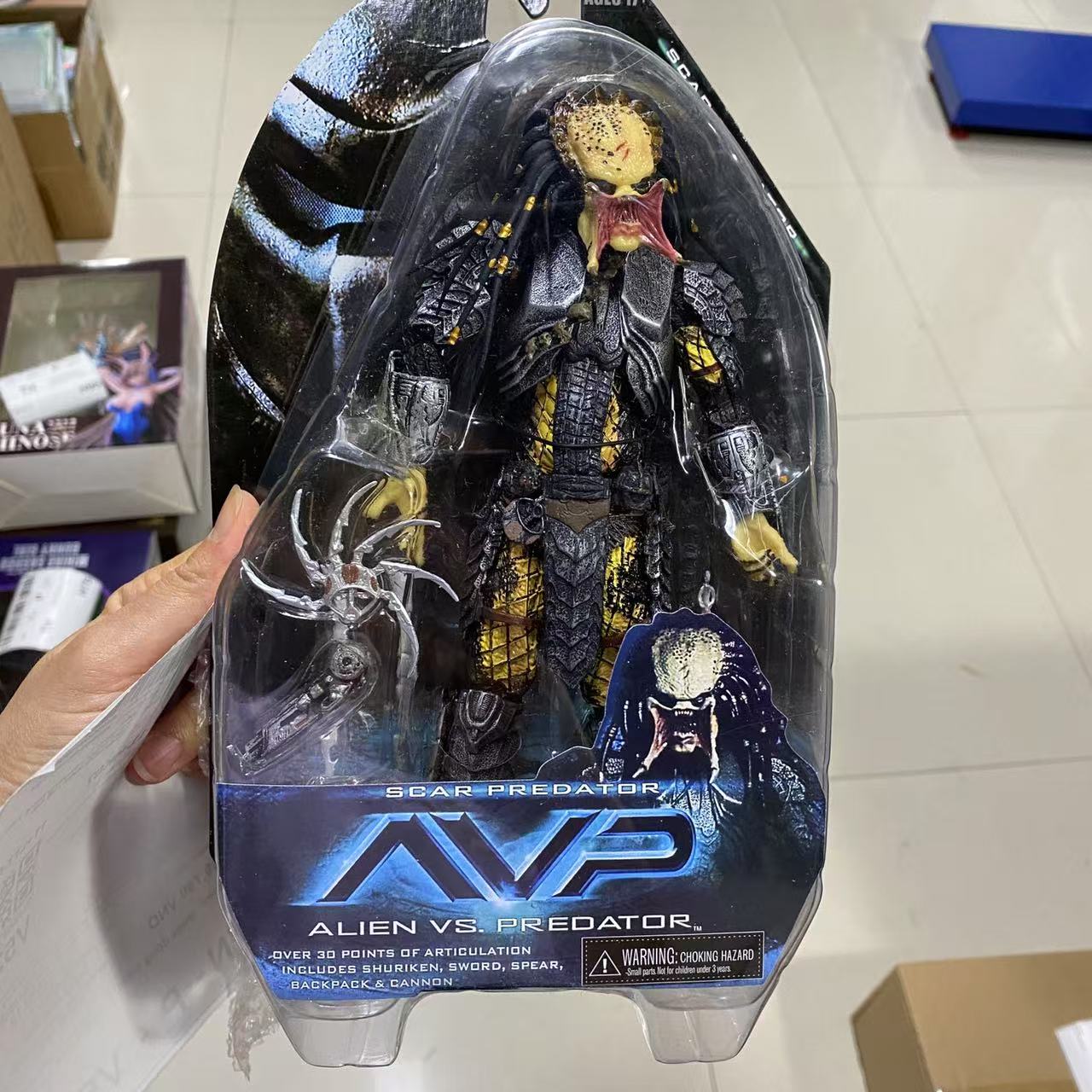 NECA Alien Vs. Predator Masked Scar Predator Pvc Figure | Shopee Malaysia