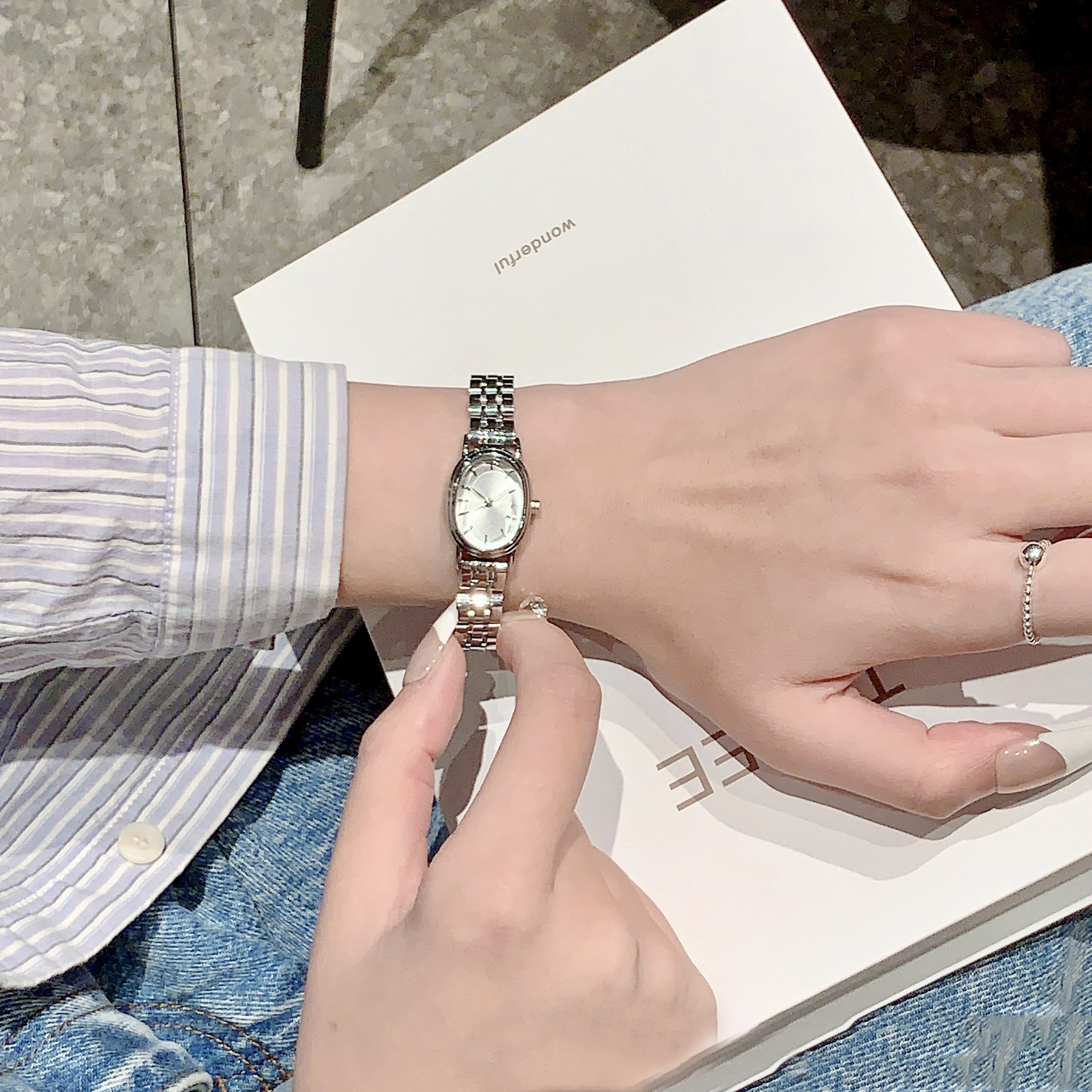 【READY STOCK】Oval Small Dial Watch Simple Retro Quartz Watch Ladies ...