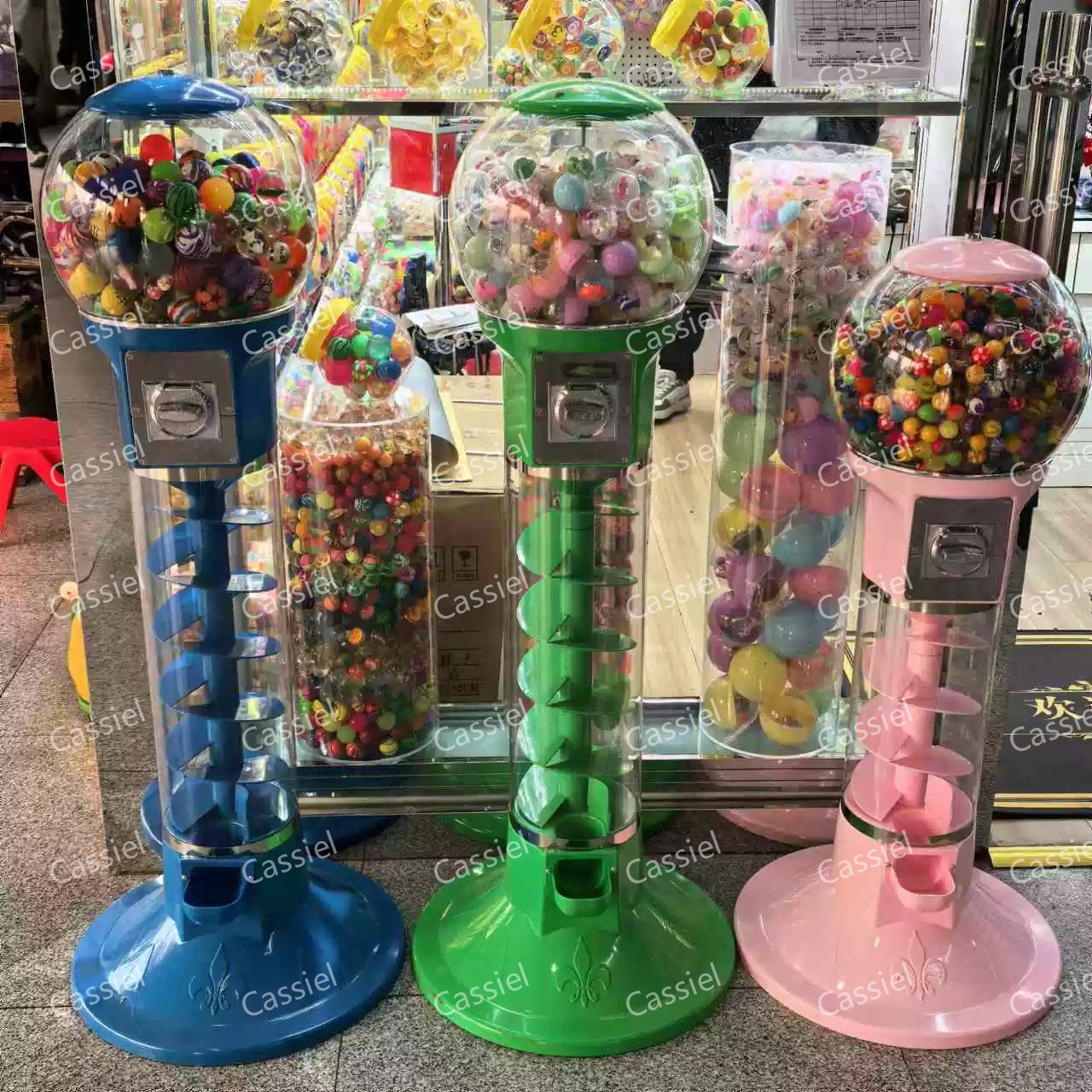 Coin-operated gashapon machine egg twisting machine vending machine ...