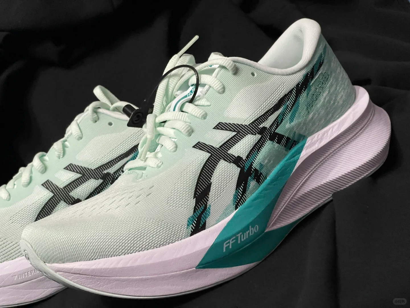 MAGIC SPEED 4 Running Shoes Unisex | Shopee Malaysia