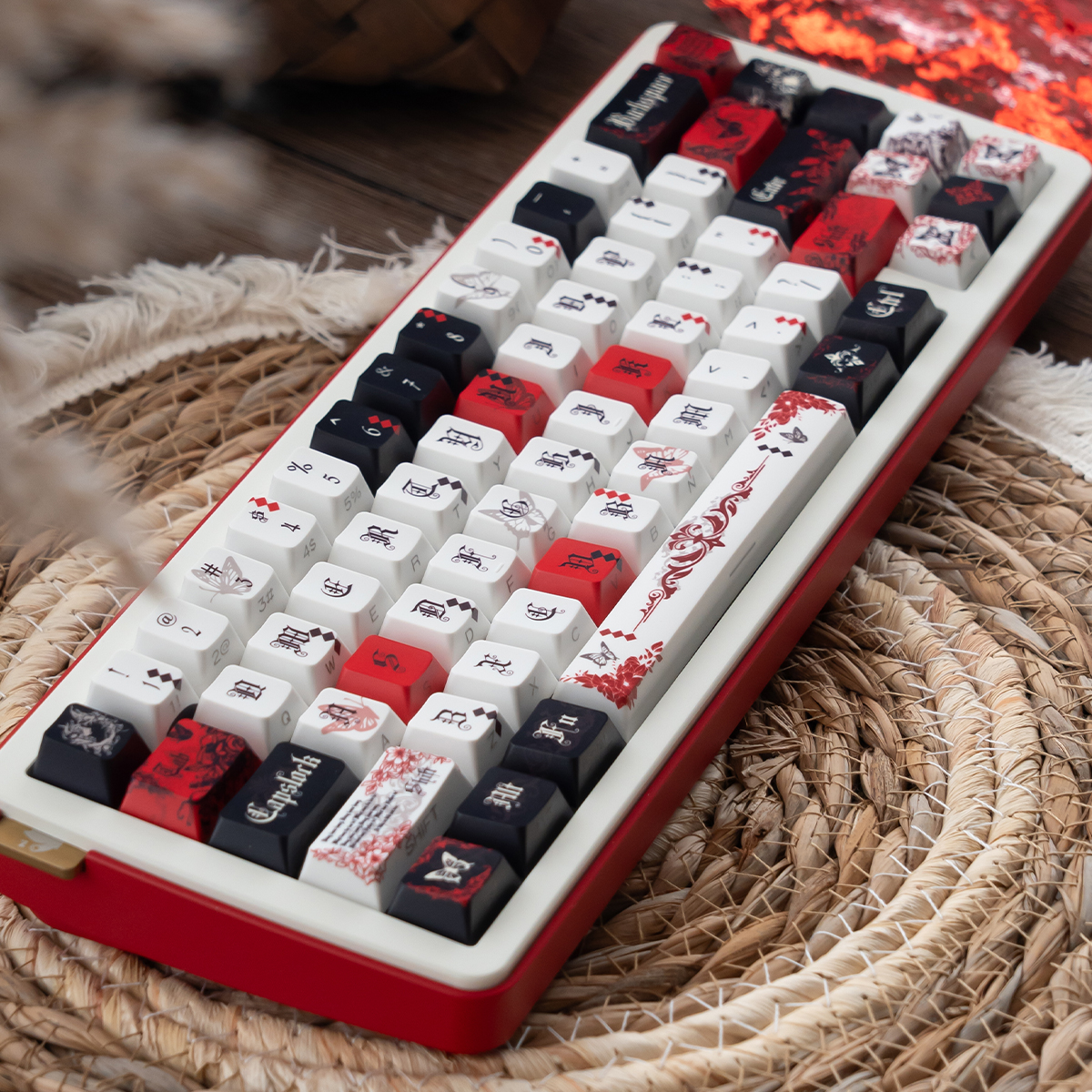 URE Gothic Butterfly Keycaps Side Shine Through PBT keycap set for ...