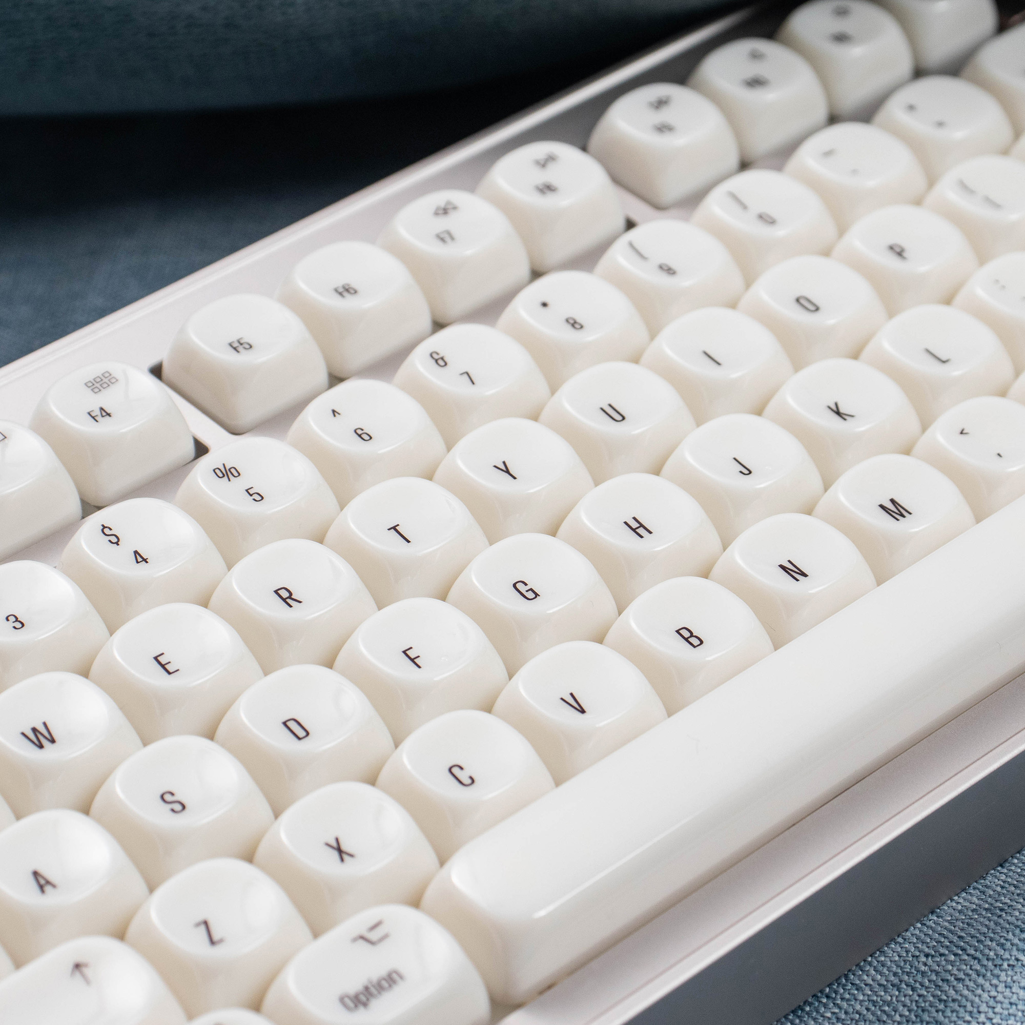 Minimalist white Glossy Keycaps MOA profile Ceramic texture Round for ...