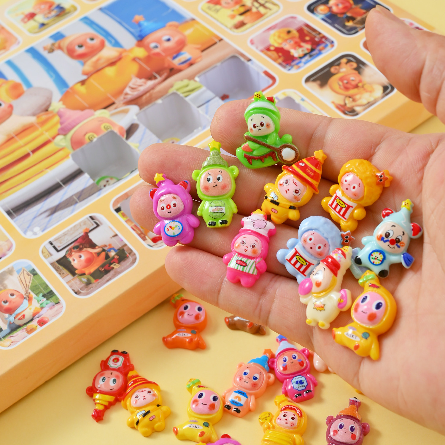 40 Twinkle twinkle Blind Box Mini figure patung comel gift for kids ...