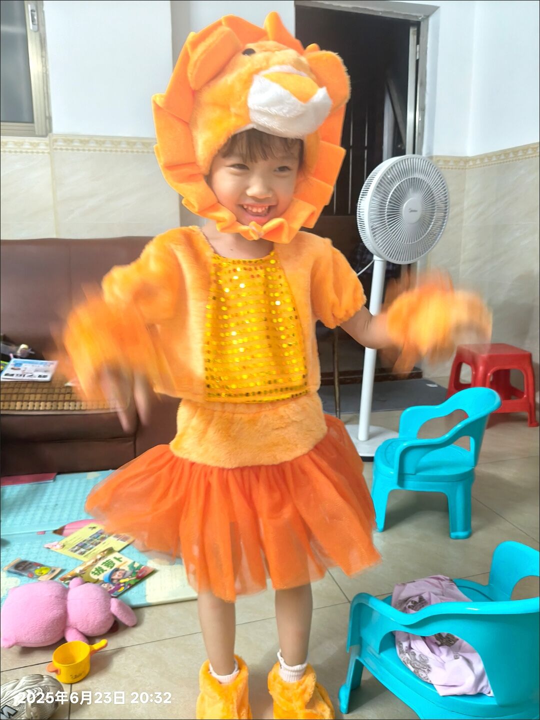Little Lion Animal Children's Day Guagua Lion King Etude Performance ...