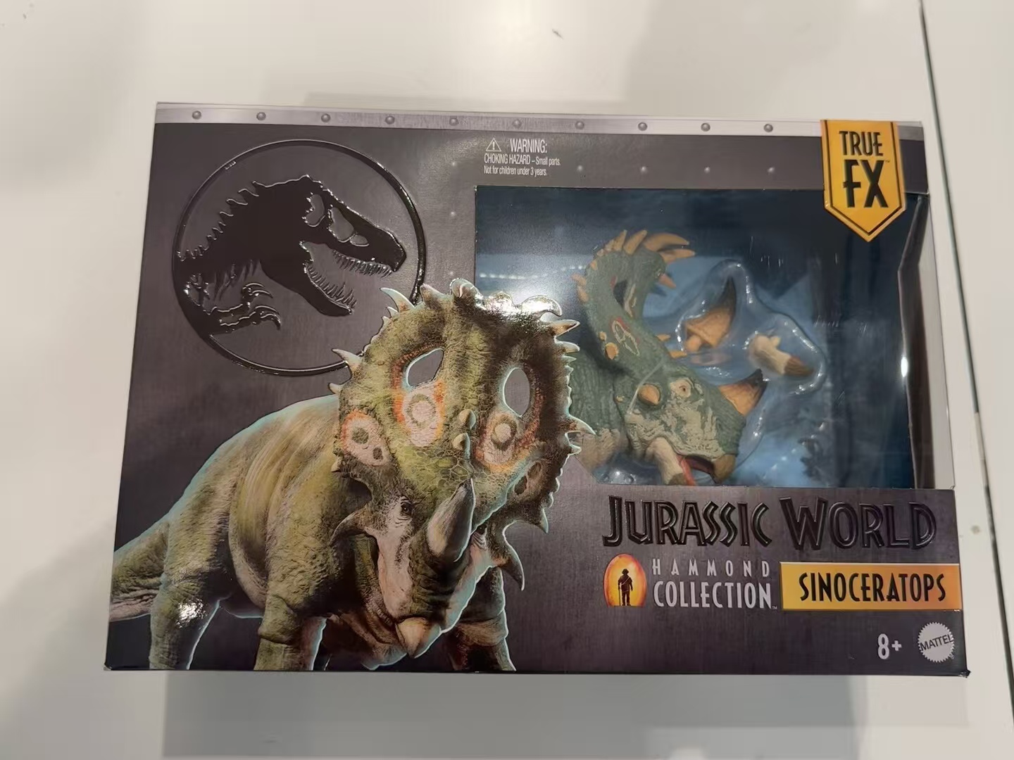 Jurassic World Hammond Collection Sinoceratops Deluxe Articulated ...