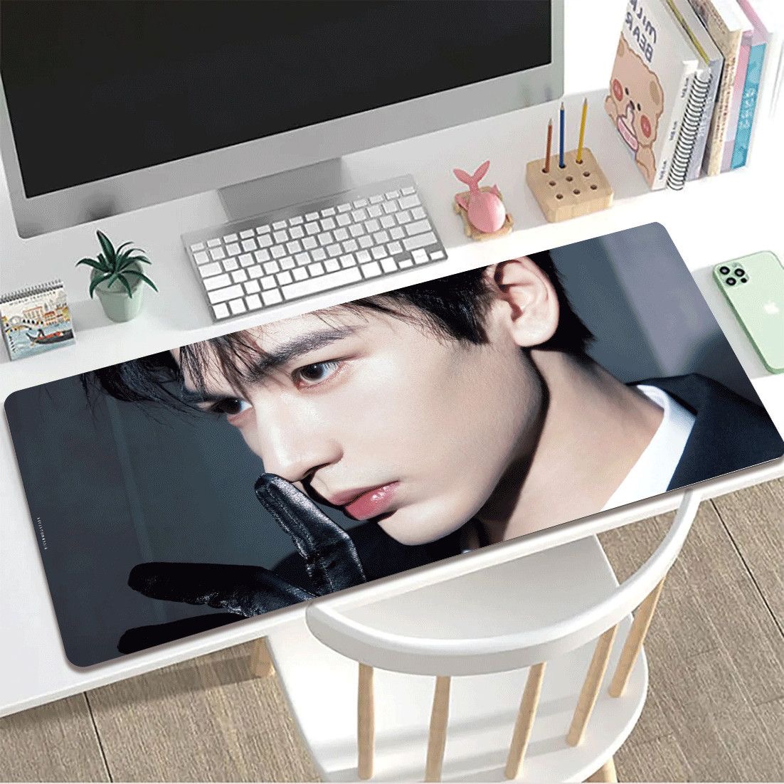 Zhang Linghe's premium mouse pad featuring keyboard pad popular ...