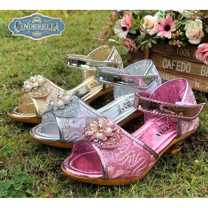 Cute Little Girls Raya Dresses Dinner Rounded Shoes Kasut Raya Sarung ...