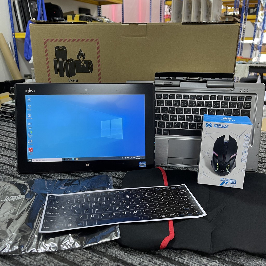 Fujitsu Q702 Touch Screen Tablet with Keyboard - Intel I5-3427U / 4GB DDR3 Ram / 128GB SSD 11.6 ...