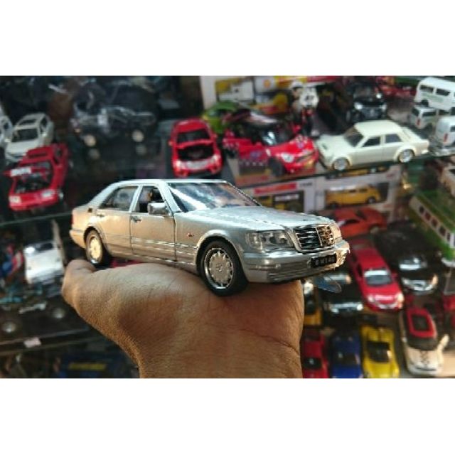 MERCEDES S CLASS CAR MODEL(scale 1:32) | Shopee Malaysia
