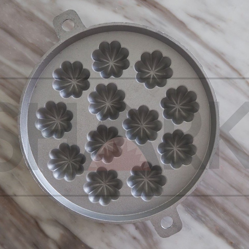 kitchen tools Cake Pan Bakeware Aluminium Mould Bahulu / Kuih Mould ...