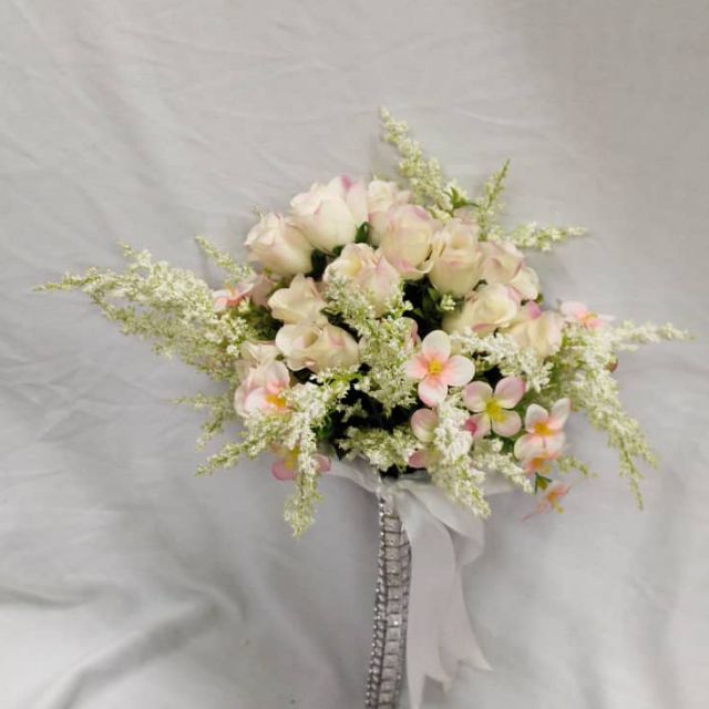 Bunga tangan cream (artificial flower) | Shopee Malaysia