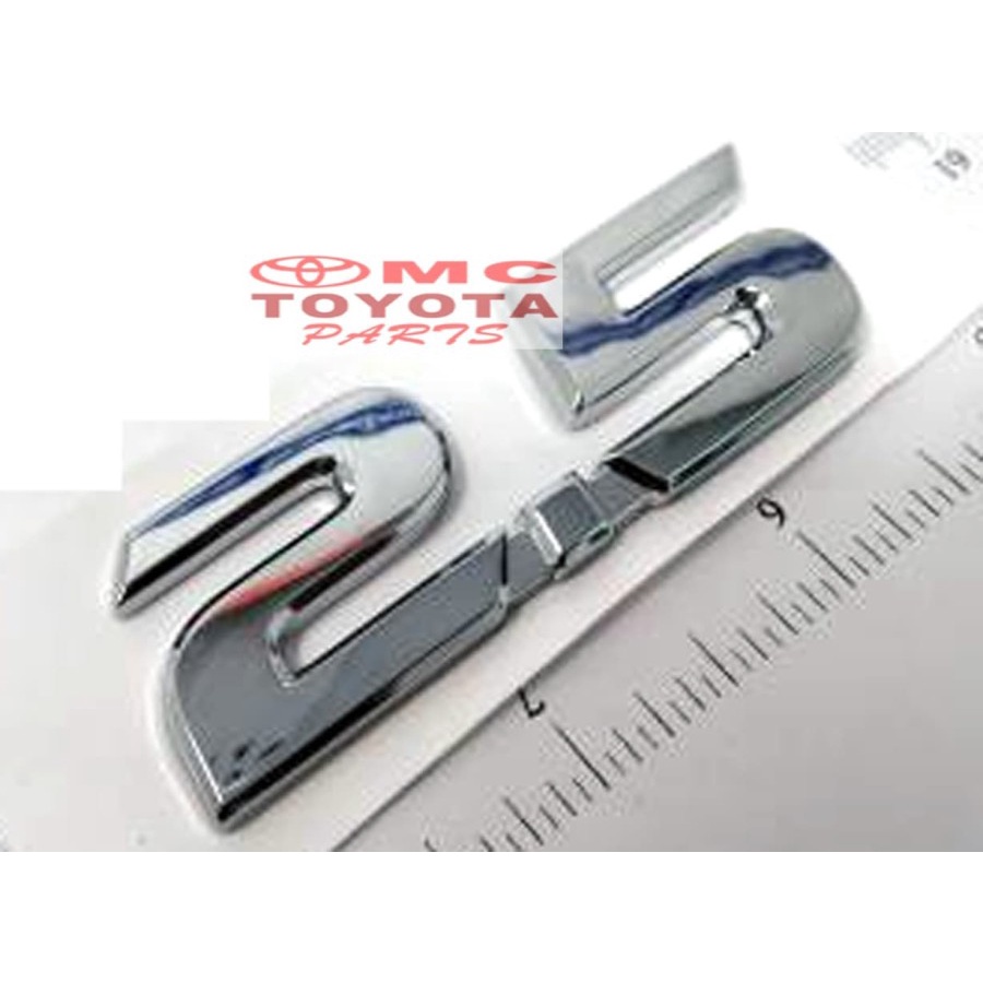 Toyota Kijang Innova 2.5 Logo Emblem 75442-0K021 | Shopee Malaysia