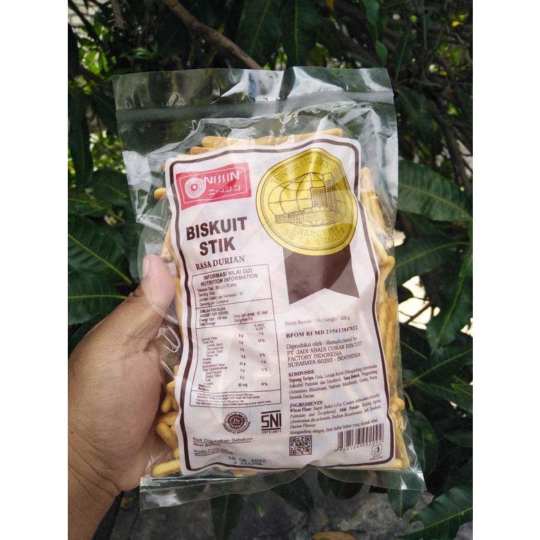 Nissin Cake Biscuit Stick Durian Flavor 300g | Shopee Malaysia