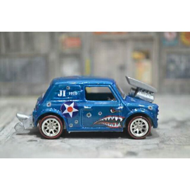 Hot Wheels Hotwheels Custom Mini Morris Drag Shark ( Loose) | Shopee ...