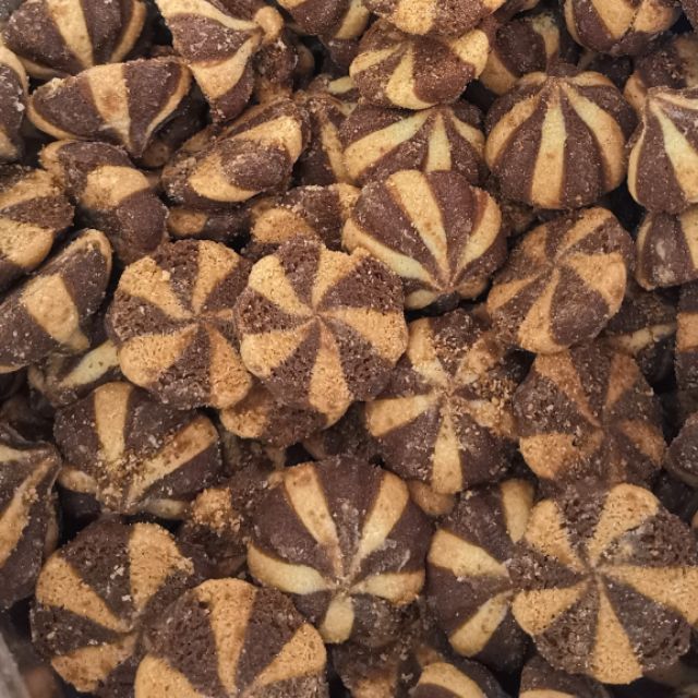 [BISKUT TIMBANG] BISCUIT TUTKU / TURKISH / CHOCOLATE FILLING COOKIES ...