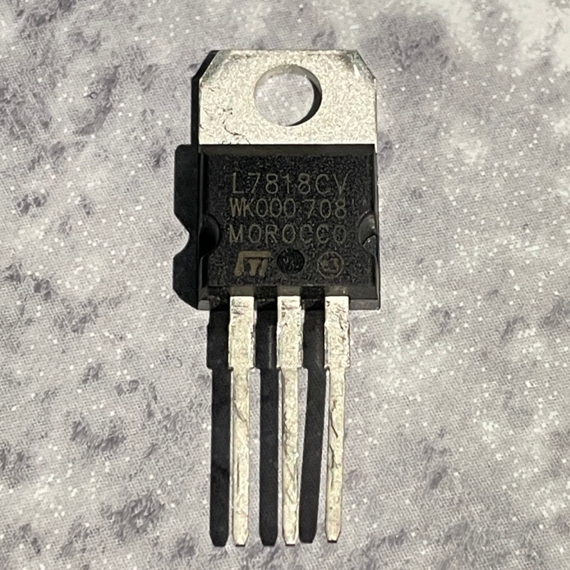 L7805CV LM7805 7805 7806 7808 7809 7810 L7812CV L7815CV 7818 7824 ...