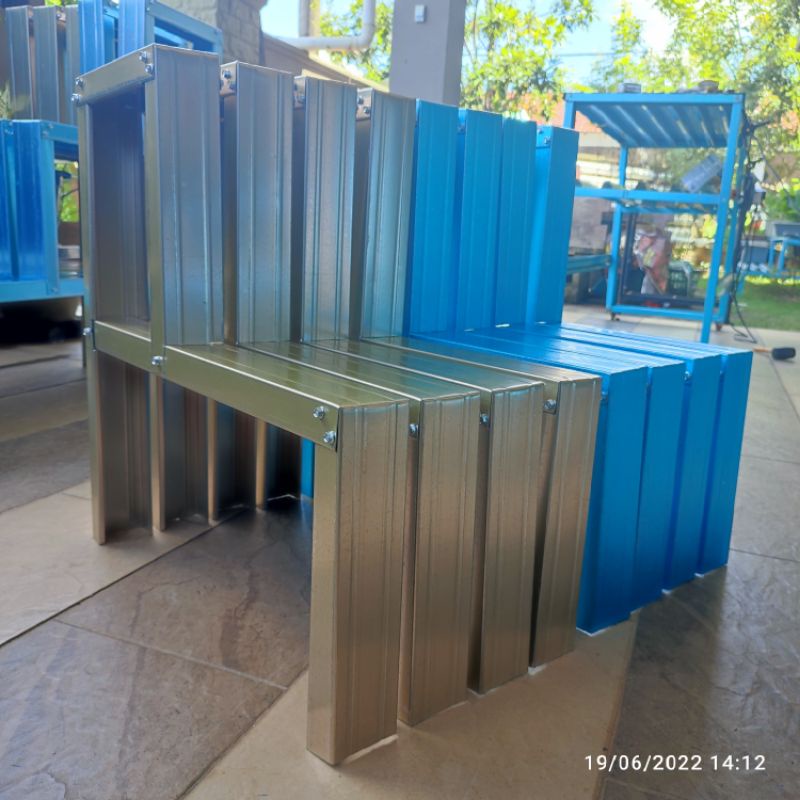 Kaki Rak Besi 2 tingkat | Shopee Malaysia