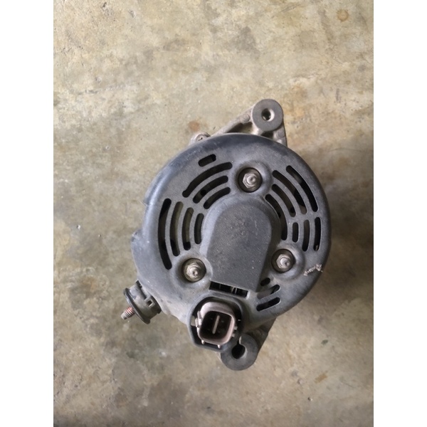 Toyota Hilux Vigo D4D alternator halfcut | Shopee Malaysia