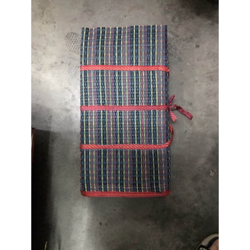 Tikar plastic lipat ( picnic ) | Shopee Malaysia