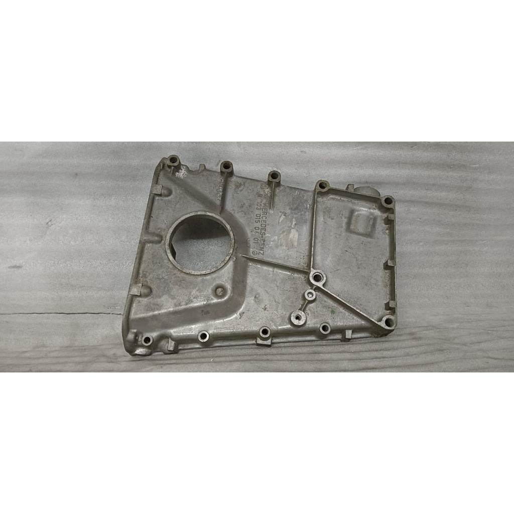 MERCEDES-BENZ W124 280E ENGINE TIMING COVER (ORIGINAL) | Shopee Malaysia