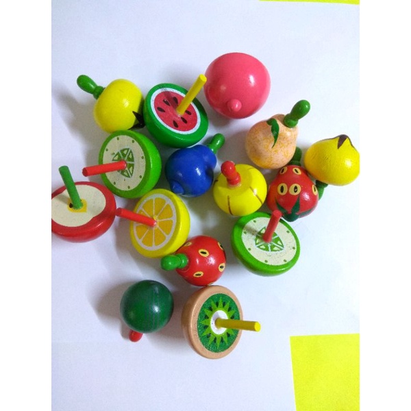 Wooden Fruit Shape Gyro Small Hand Turning Peg-Top Spinning Top Kid ...