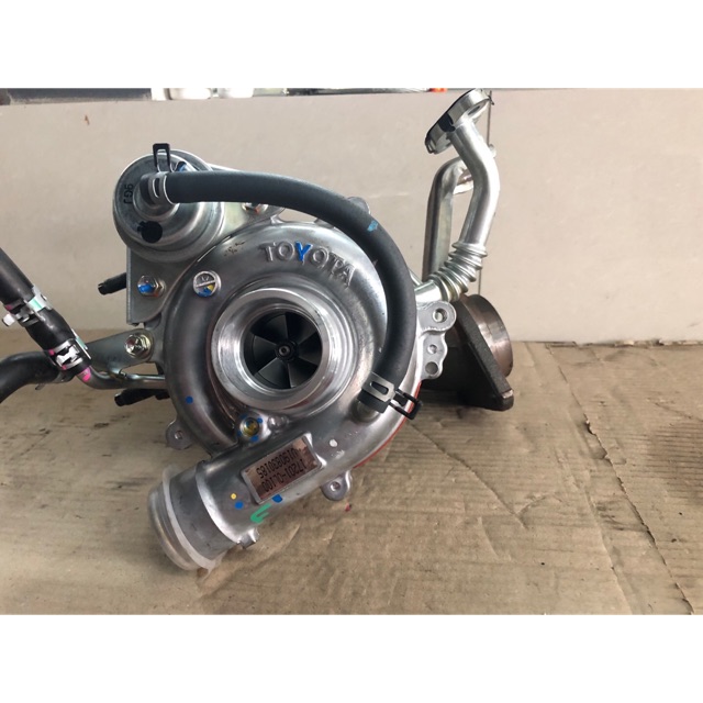 Toyota hiace Turbo 2.5cc | Shopee Malaysia