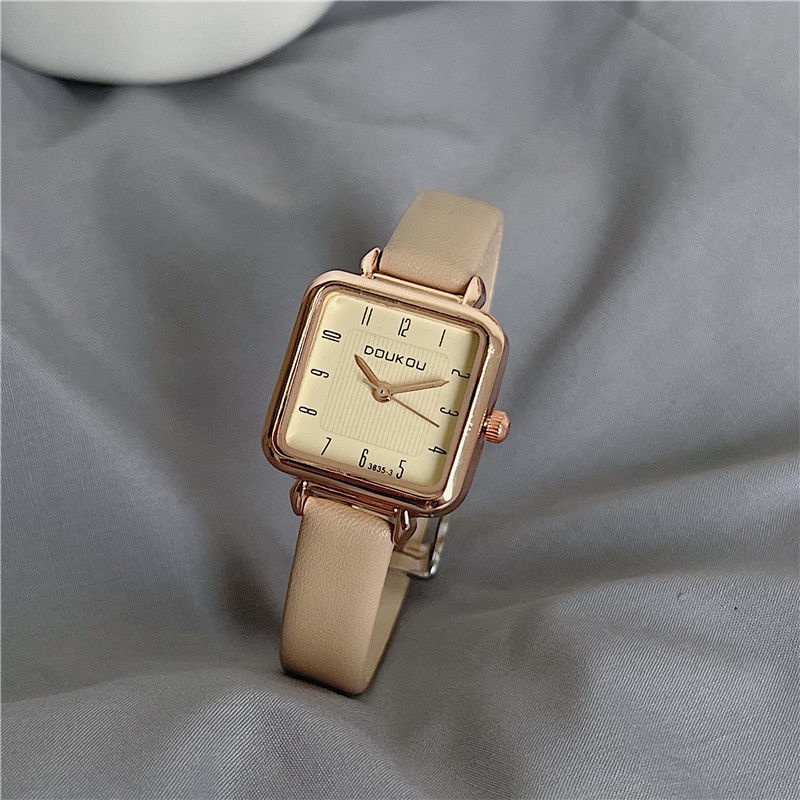 Small Square Disc Watch Female Classic Vintage ins Niche Design Cool Style High-Value Belt ...