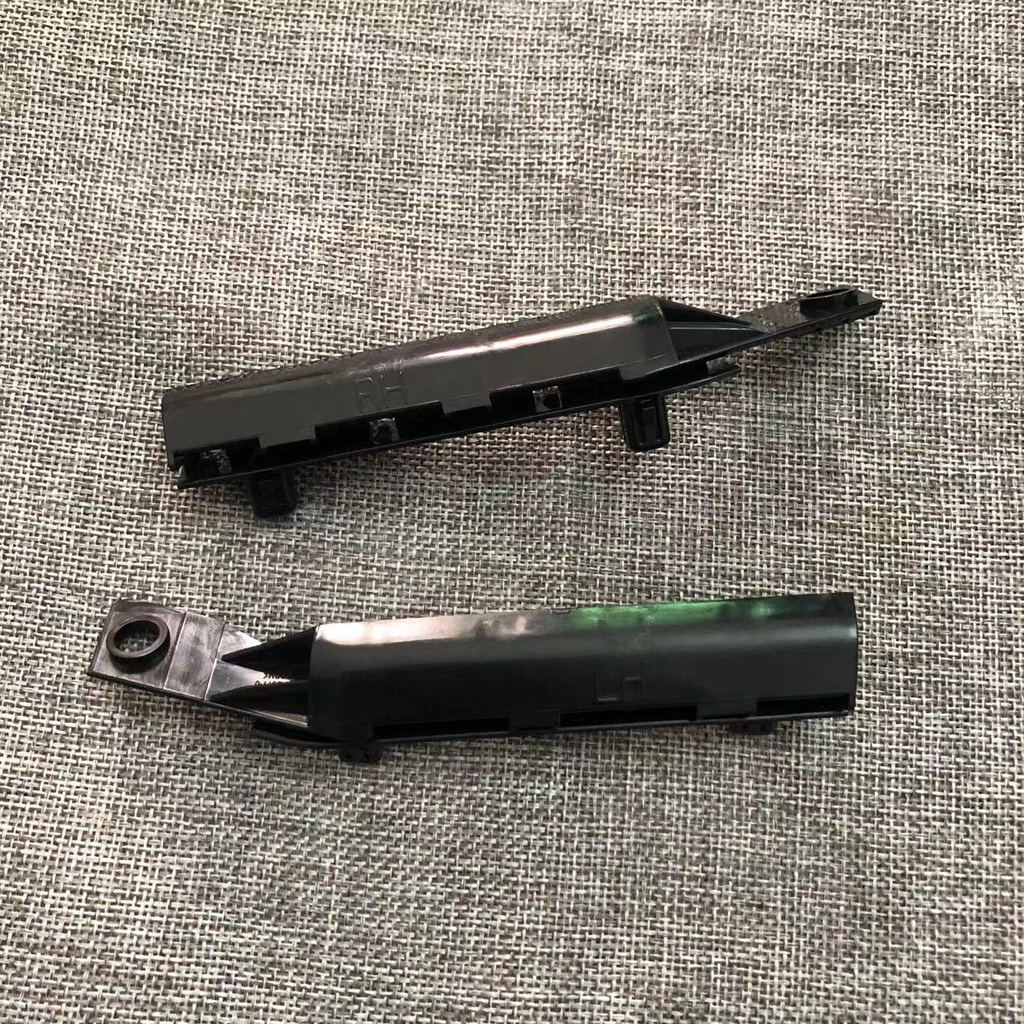 Nissan Latio Front bumper side bracket Original factory | Shopee Malaysia