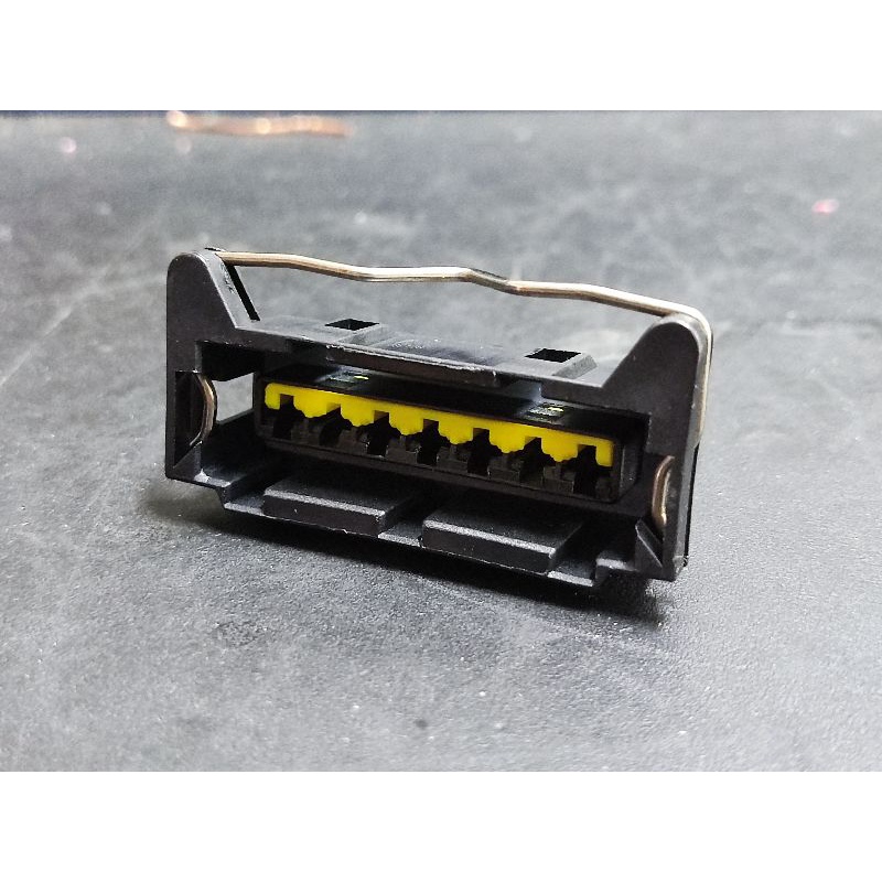Proton Waja Headlamp Socket Connector 7 Pin | Shopee Malaysia