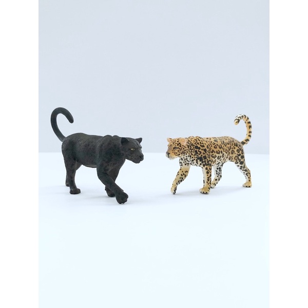 African Leopard With Black Leopard Figurines (Collecta) | Shopee Malaysia