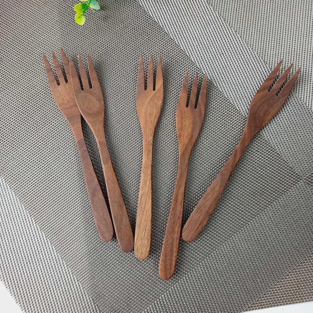 Lovely 17.5x2.5cm Walnut Wood Fork and Fork for Eating Fruits, Desserts ...