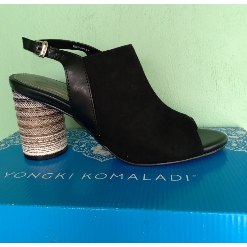 HITAM Yongki Komaladi Heels suede Sandals | Black 37 Black | Shopee ...