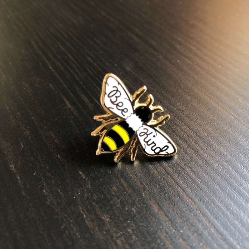 Bee Kind Enamel Pin Cute Honey Bee Badge Be Kind Pin Aesthetic Pins ...