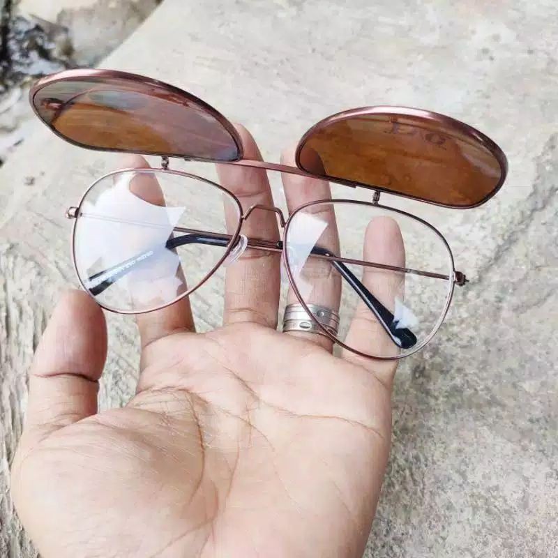 Clip on aviator glasses / open and close aviator glasses | Shopee Malaysia