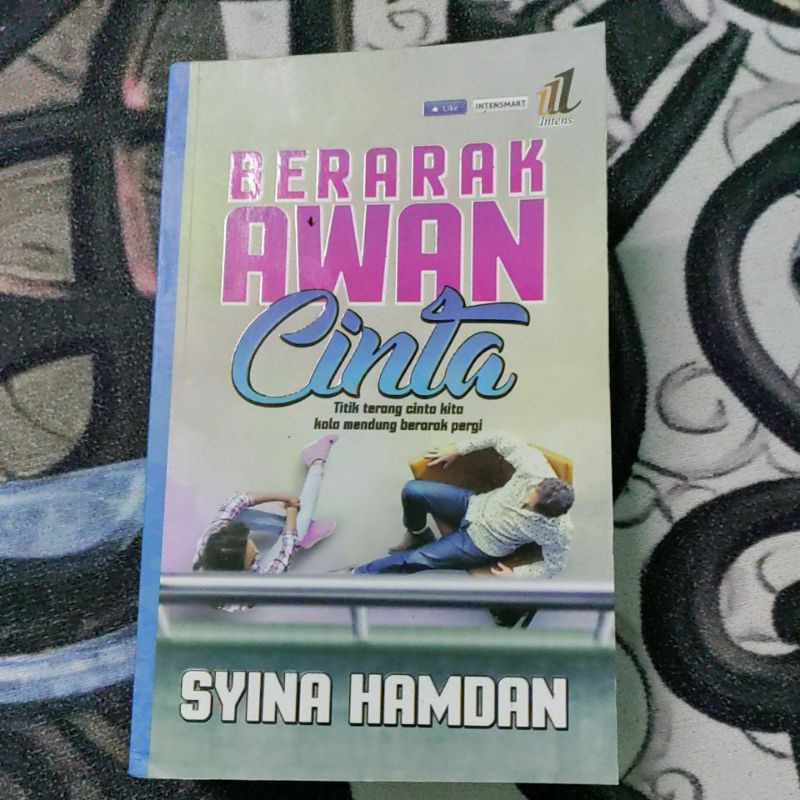 berarak awan cinta karya syina hamdan | Shopee Malaysia