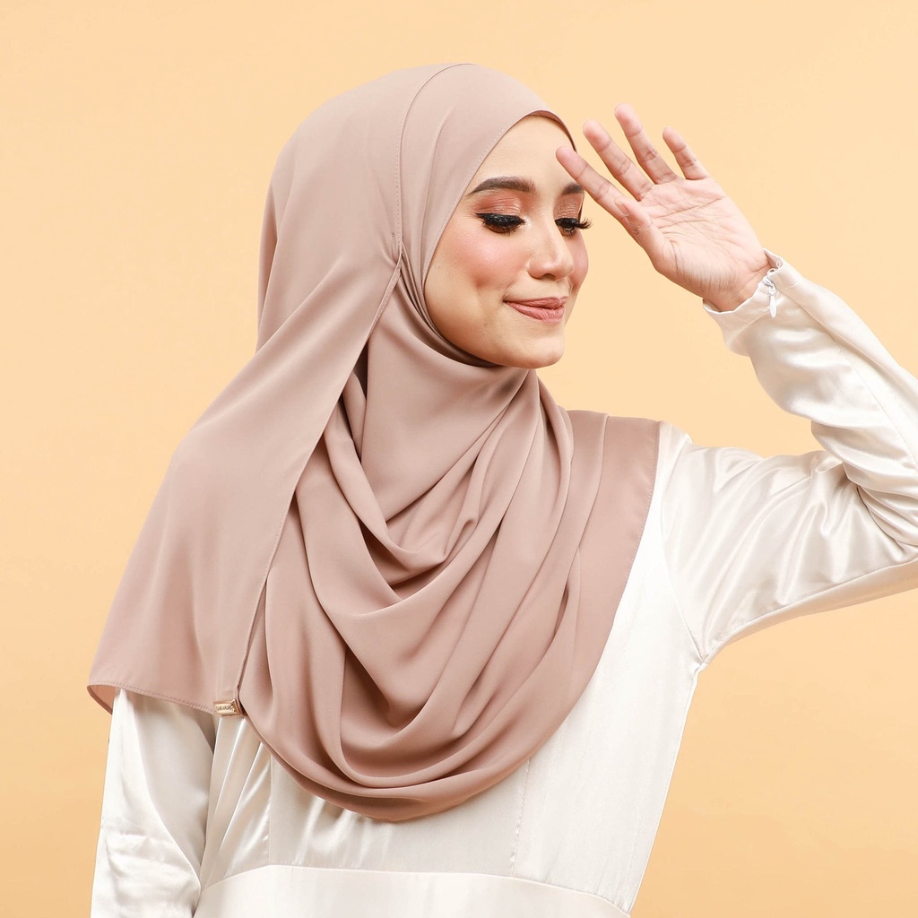 QAIRA BASIC - QB44 (CEDAR) | Shopee Malaysia