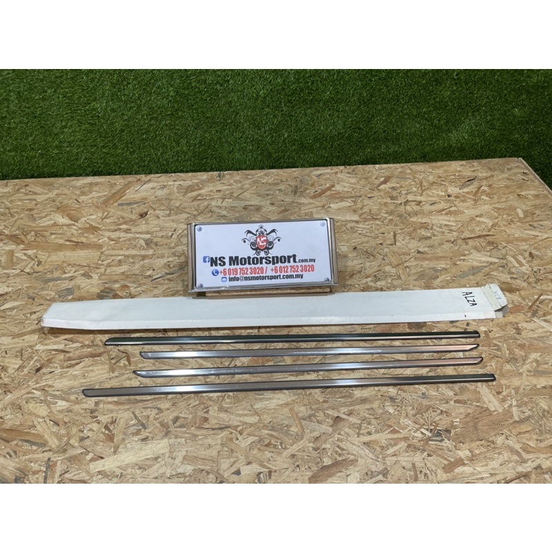 Perodua Alza Window Chrome Lining Door Belt Moulding Chrome door belt ...
