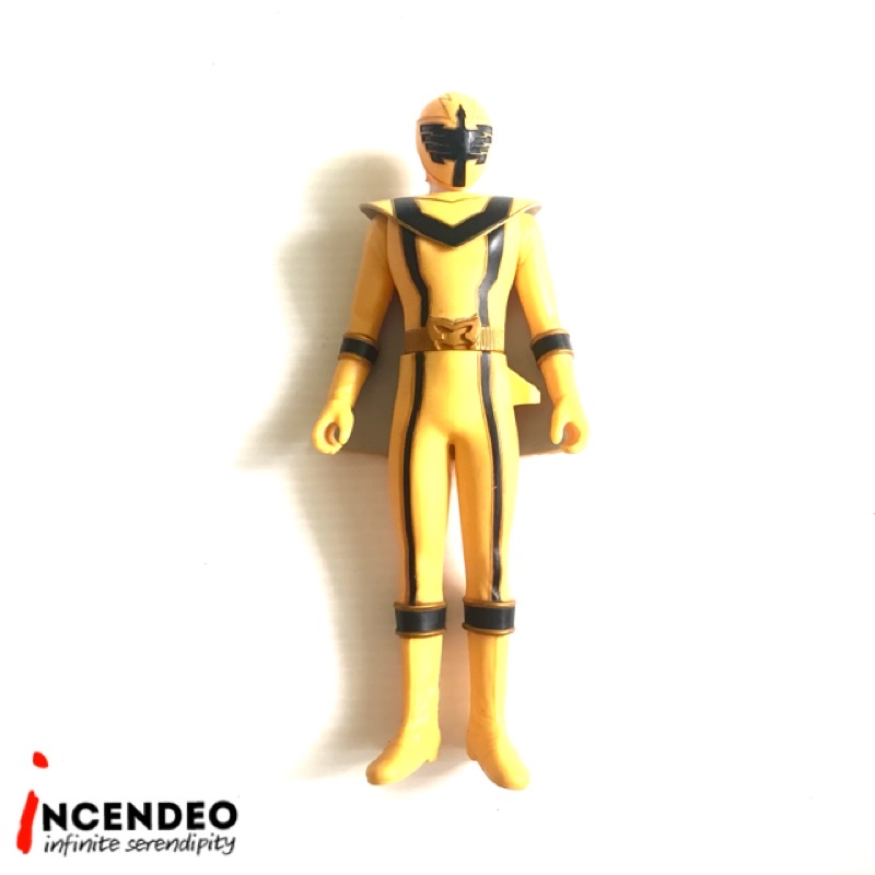 Bandai Power Rangers Mystic Force Yellow Ranger Figure Toy (2005 ...