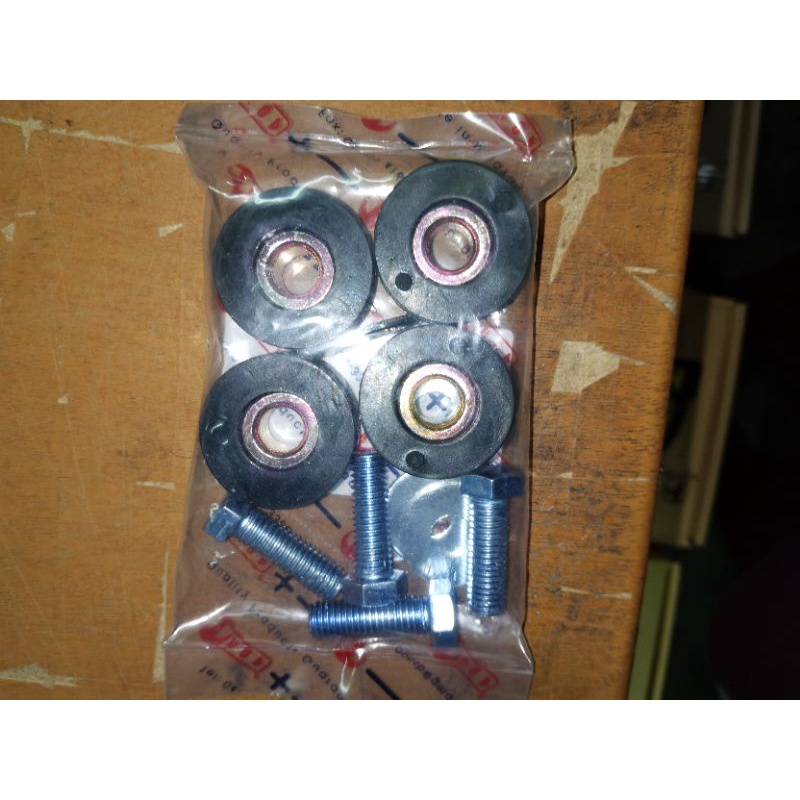 WAVE 125 FRONT STEP BAR RUBBER BUSH SET | Shopee Malaysia