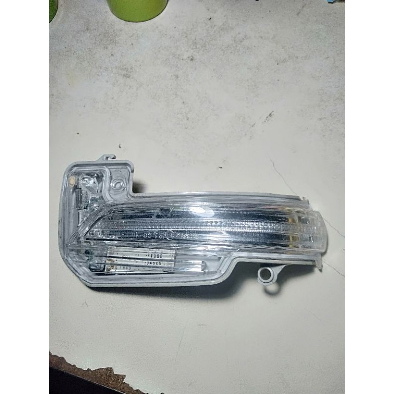 Original INNOVA REBORN Rear View Signal Lights | Shopee Malaysia