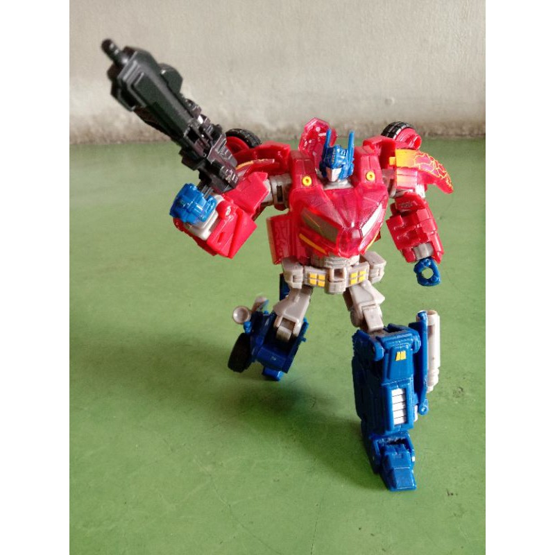 Transformers Rage Over Cybertron WFC Optimus Prime Clear ToysRus ...
