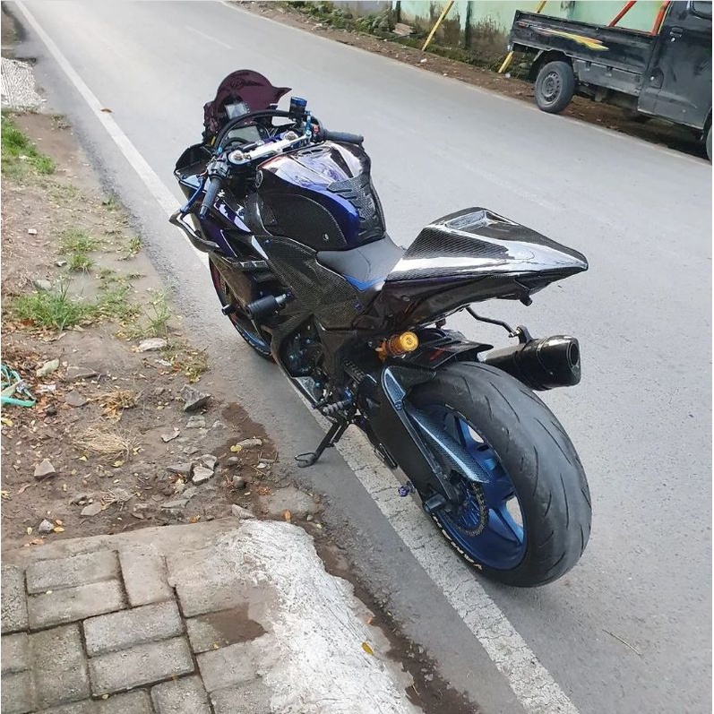 SINGLESEAT YAMAHA R25 / R3 V1 / NEW R25 / R3 V2 MODEL GP CARBON FIBER ...