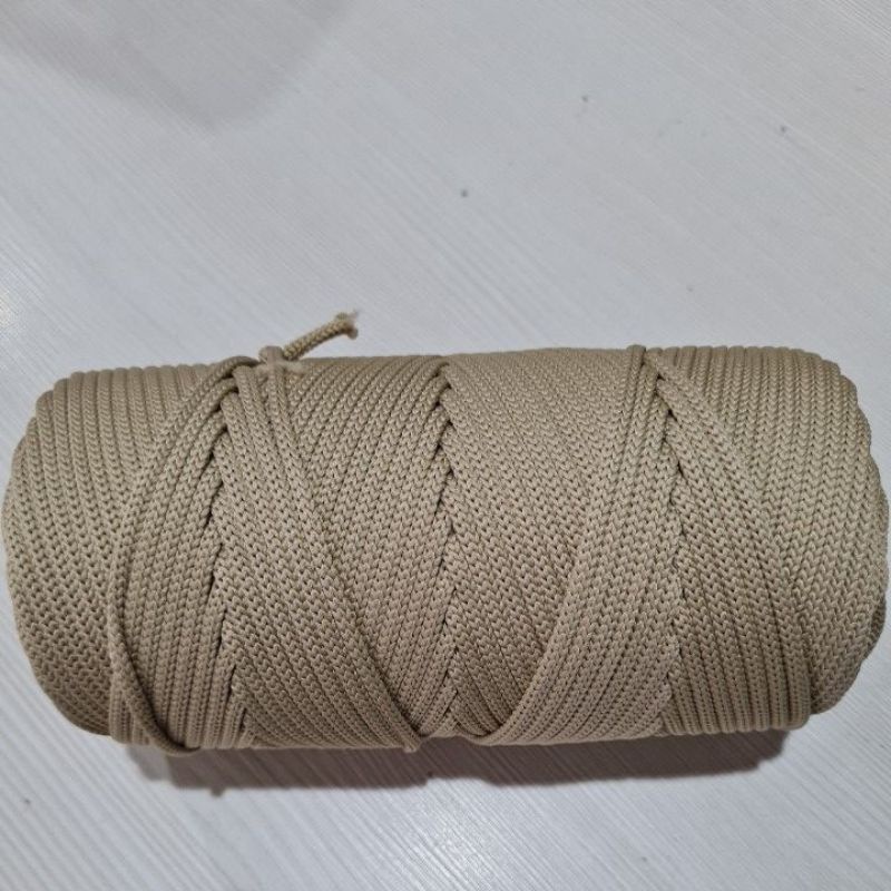 2mm Benang pp spring/ +-200g/2mm Premium Chunky rope /Cord yarn +-200g ...